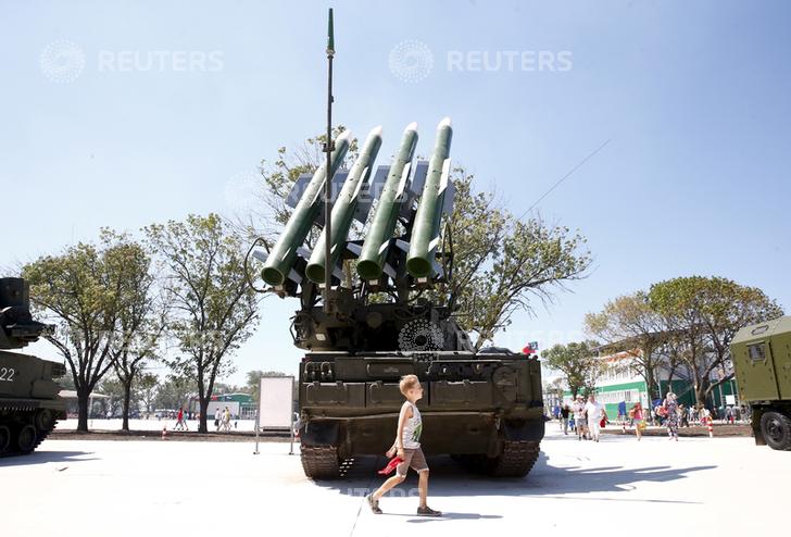 Q & A with Anastasia Edel: PUTIN'S PLAYGROUND - Annemarie O'Brien